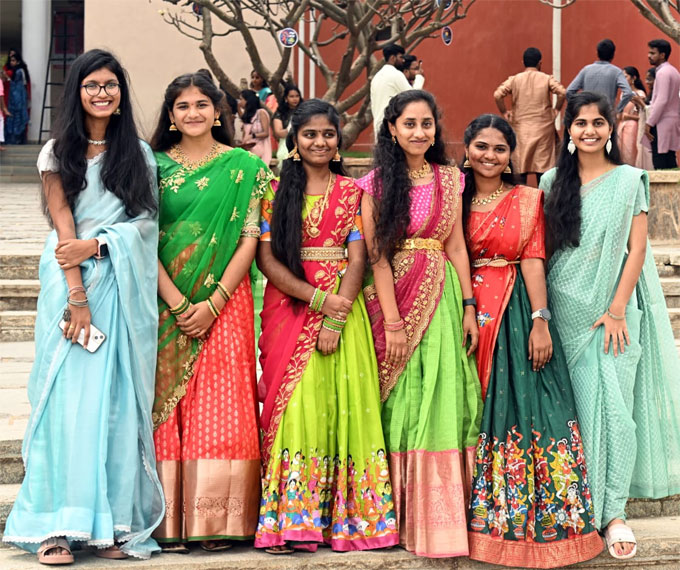 Hanamkonda: ఎస్‌ఆర్‌ యూనివర్సిటీలో సందడిగా ‘స్పార్క్‌ రిల్ ...