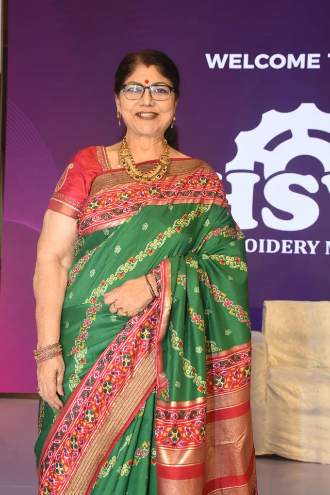 Hyderabad: హైదరాబాద్‌లో సందడి చేసిన నటి శ్రియ | Actress Sriya In Hyderabad