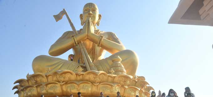 Ramanujacharyulu: సమతామూర్తిని చూసొద్దామా | samata murthy idle ...