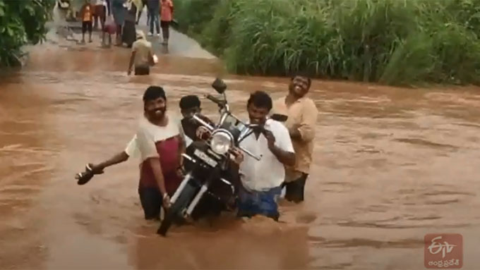 Ap News: పార్వతీపురం మన్యం.. వంతెన లేక కురుపాం వాసుల ఇక్కట్లు ...